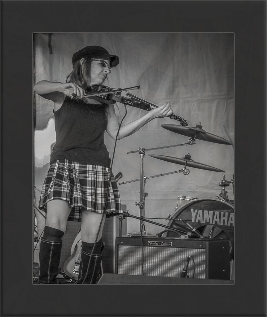 Fiddle Player | Becoming is Superior to Being